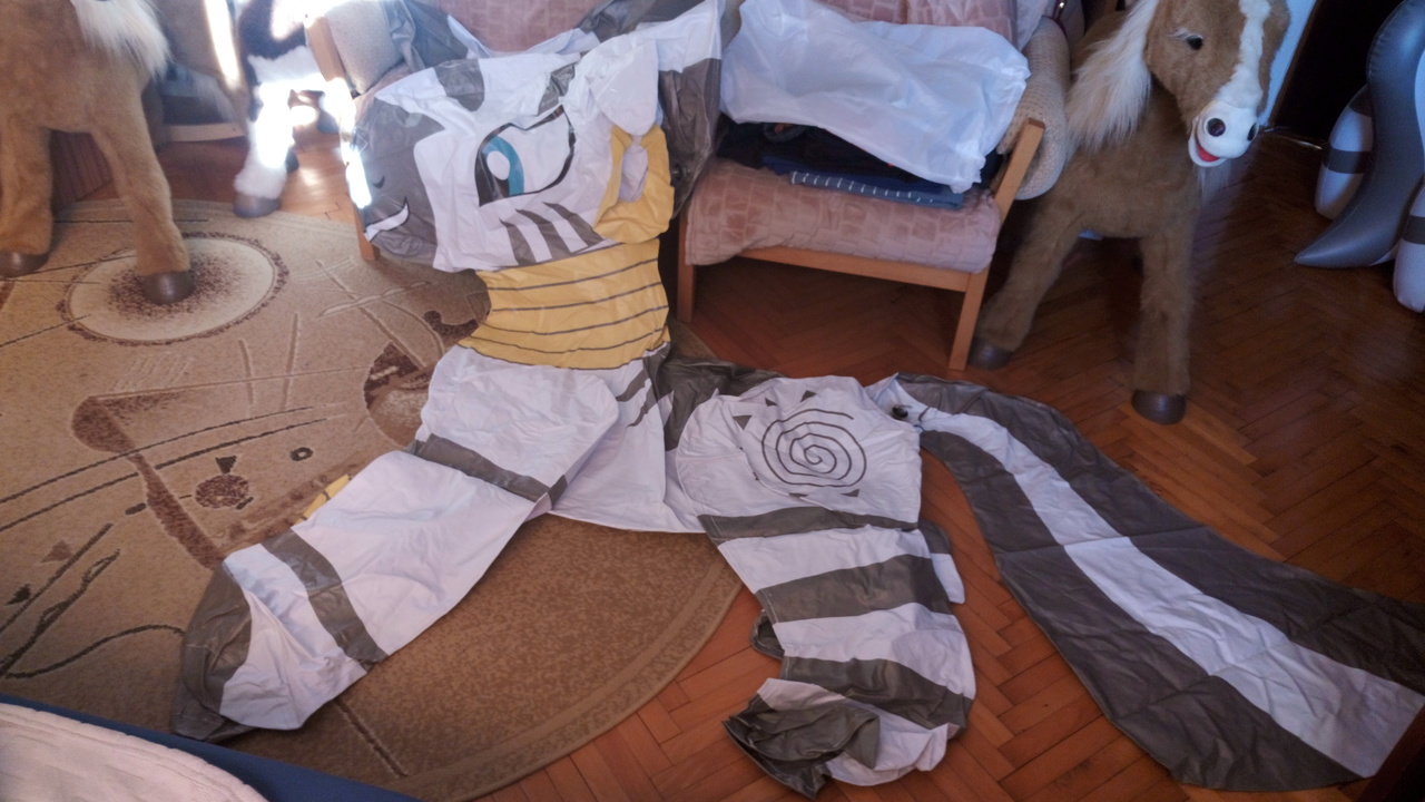 #1620120 - safe, artist:arniemkii, hongyi, zecora, horse, pony, zebra ...