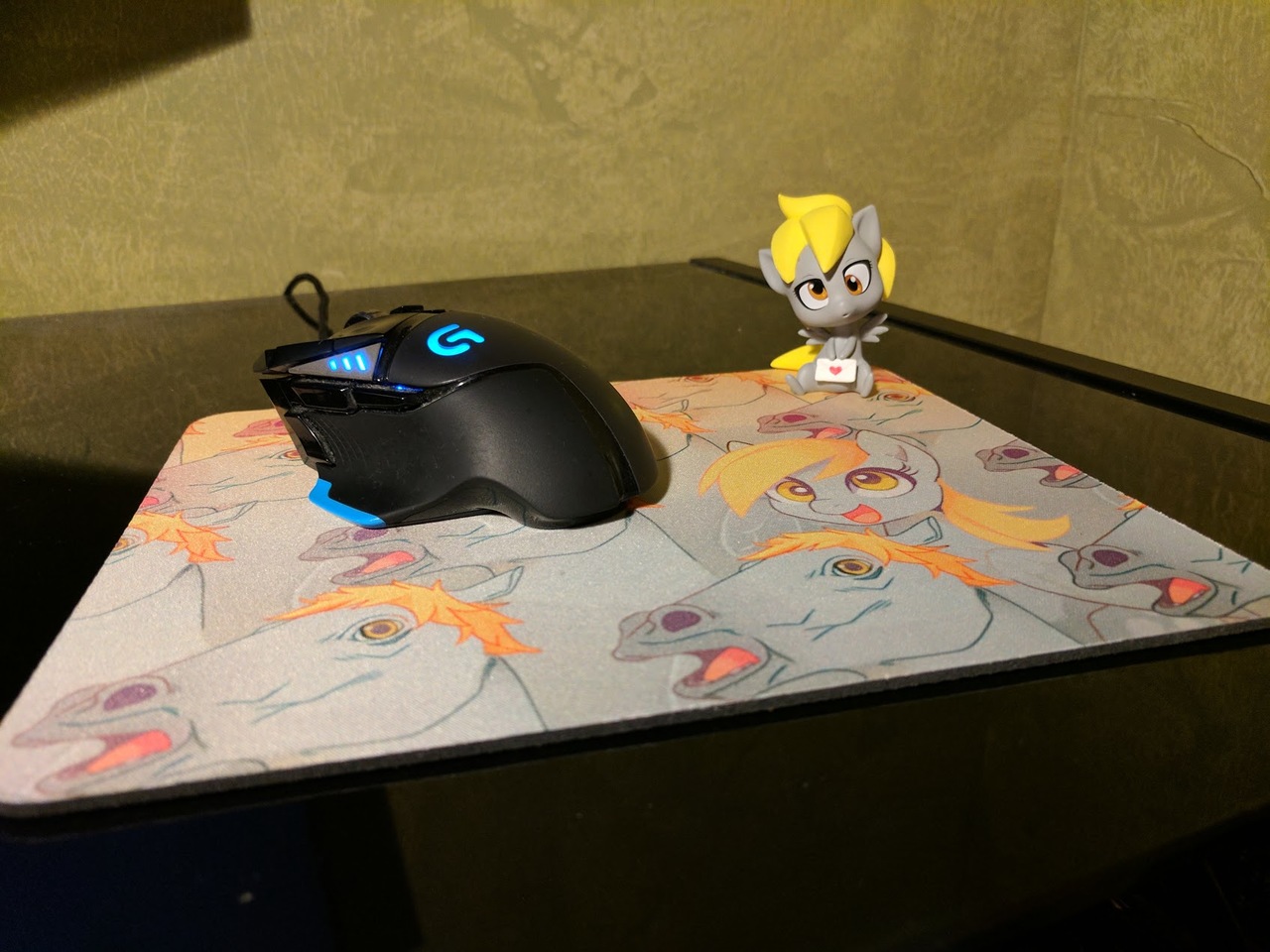 #1400285 - safe, artist:theuselesstoe, derpy hooves, pegasus, pony, g4 ...