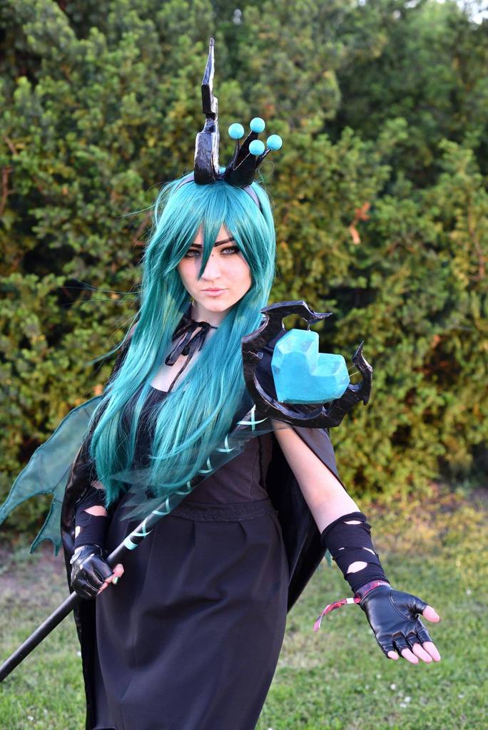 #1507687 - safe, artist:kaihyakuya, queen chrysalis, human, clothes ...