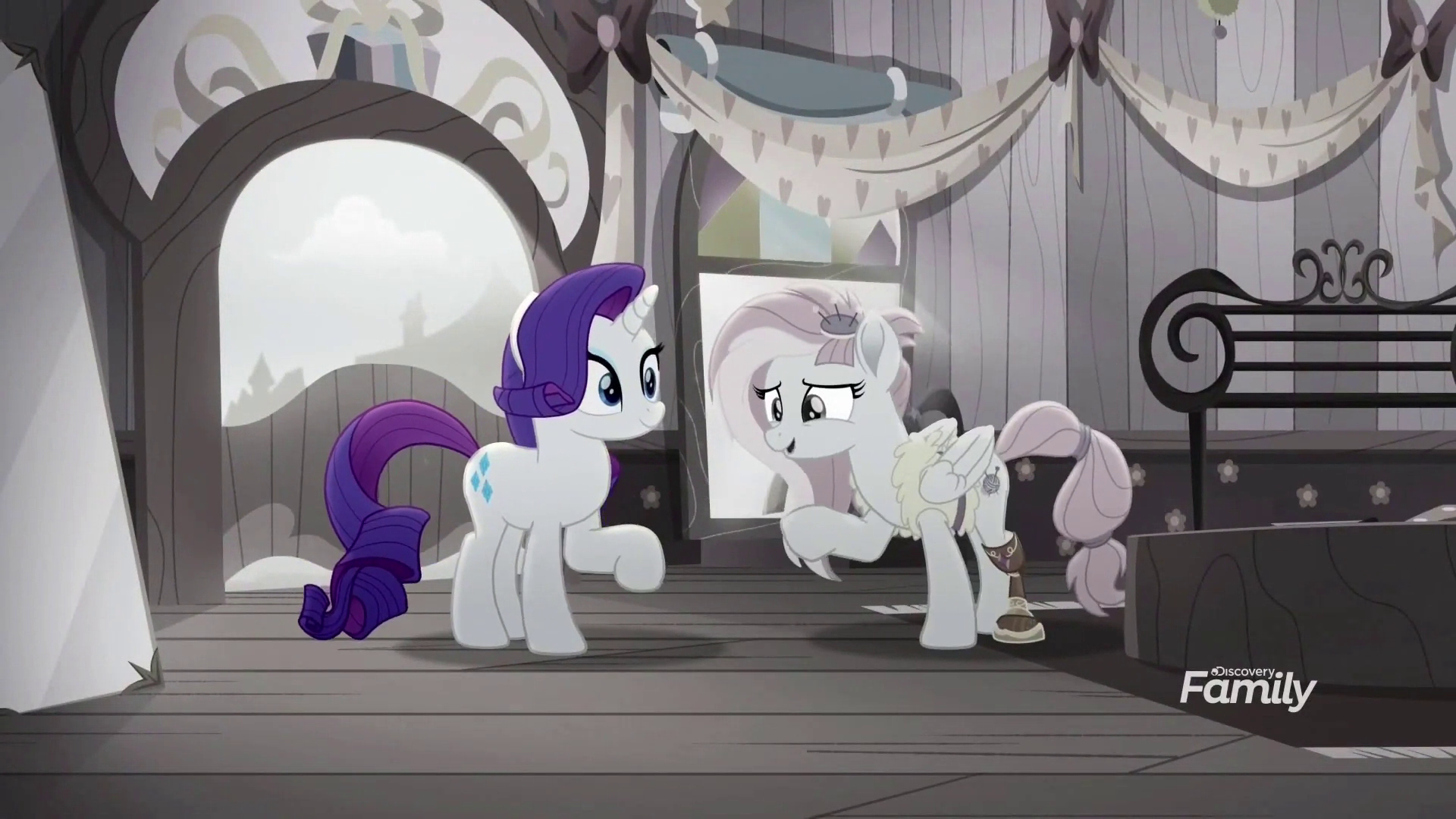 #2079226 - safe, screencap, kerfuffle, rarity, pegasus, pony, unicorn ...