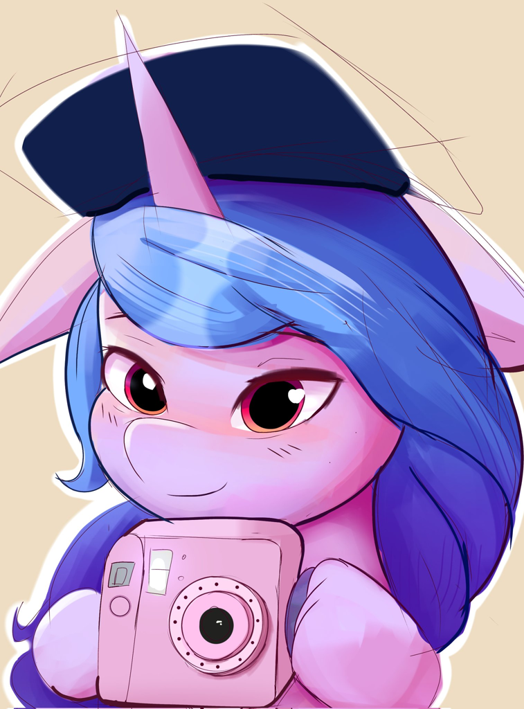 #3332469 - safe, artist:nari_artsz, izzy moonbow, pony, unicorn, g5, blushing, camera, female ...