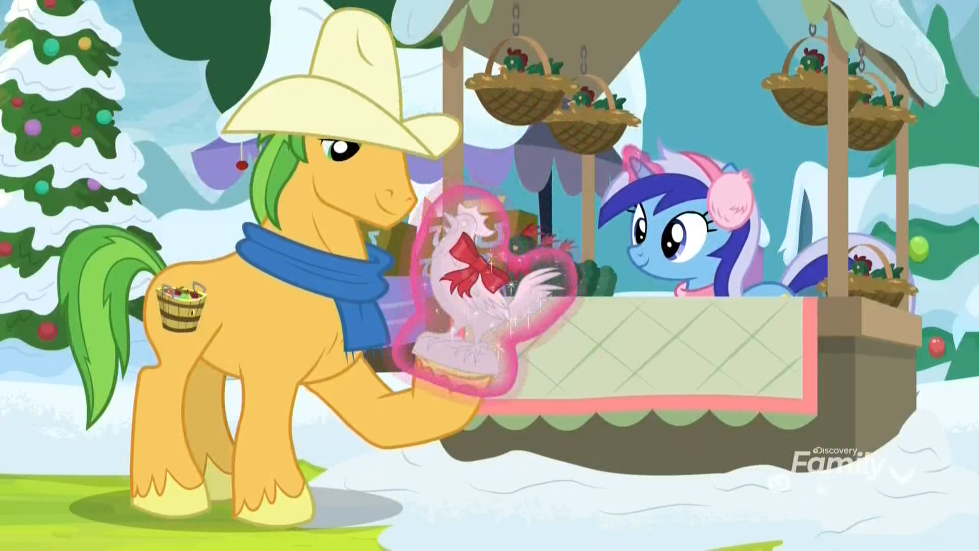#1868105 - safe, screencap, bushel, hoss, minuette, bird, chicken ...