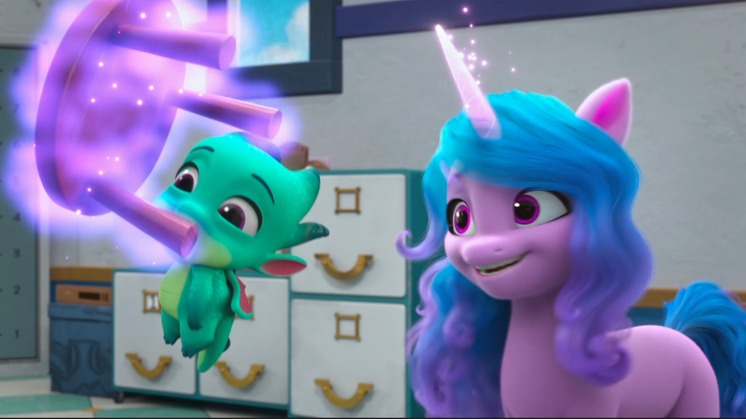 #2957704 - safe, screencap, izzy moonbow, sparky sparkeroni, dragon, pony, unicorn, g5, growing ...