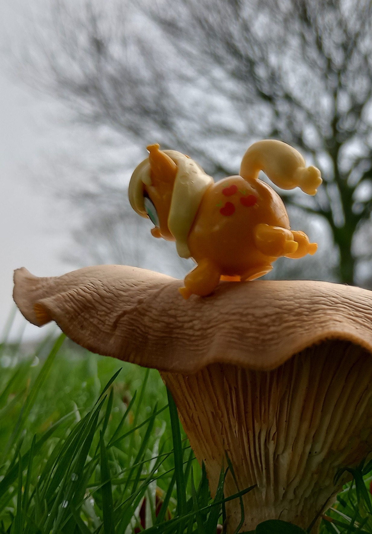 #3335074 - safe, artist:travelling-my-little-pony, applejack, balloon ...