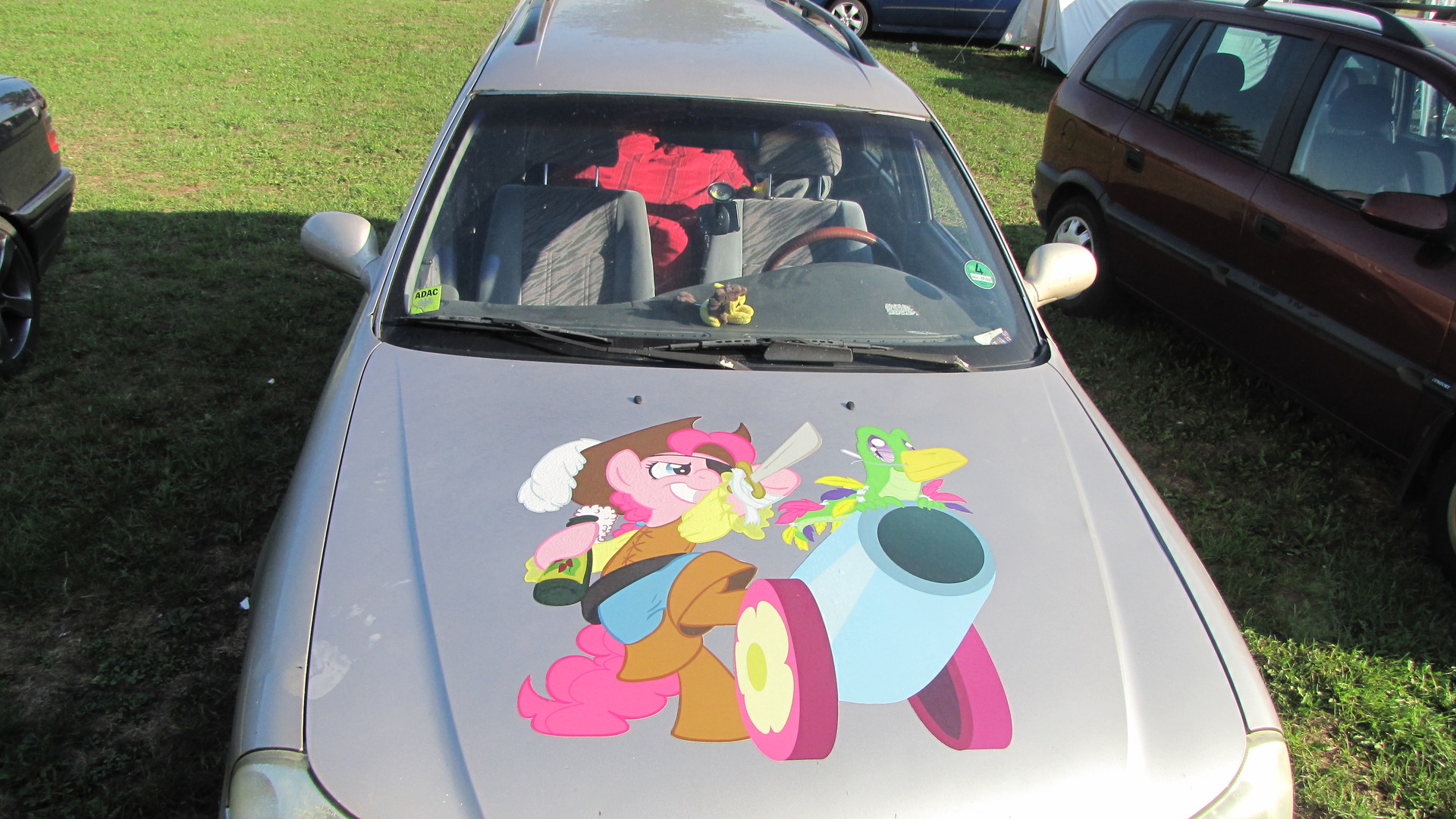 #3546574 - safe, artist:rannva, gummy, pinkie pie, alligator, bird ...