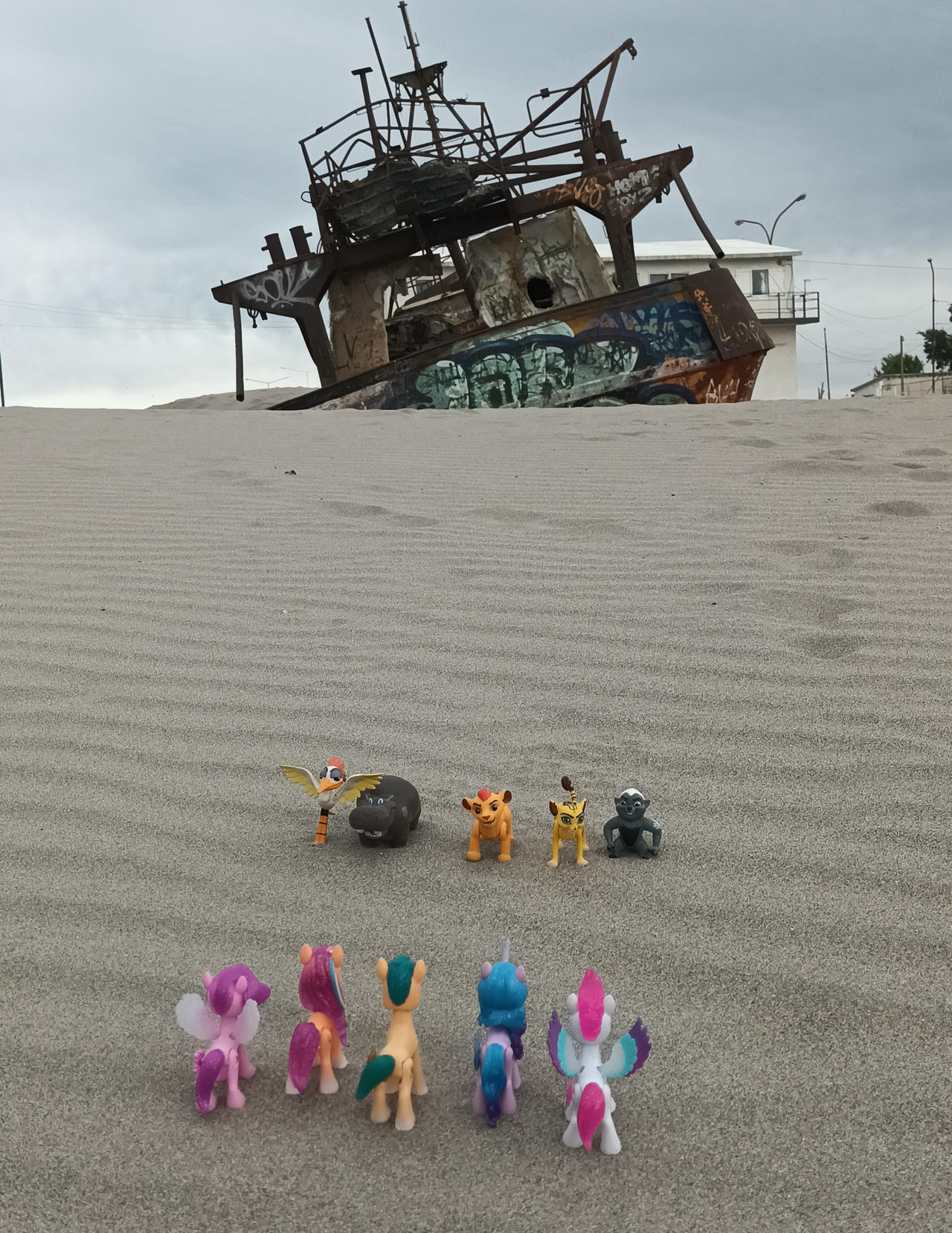 #3482597 - safe, artist:dingopatagonico, hitch trailblazer, izzy ...