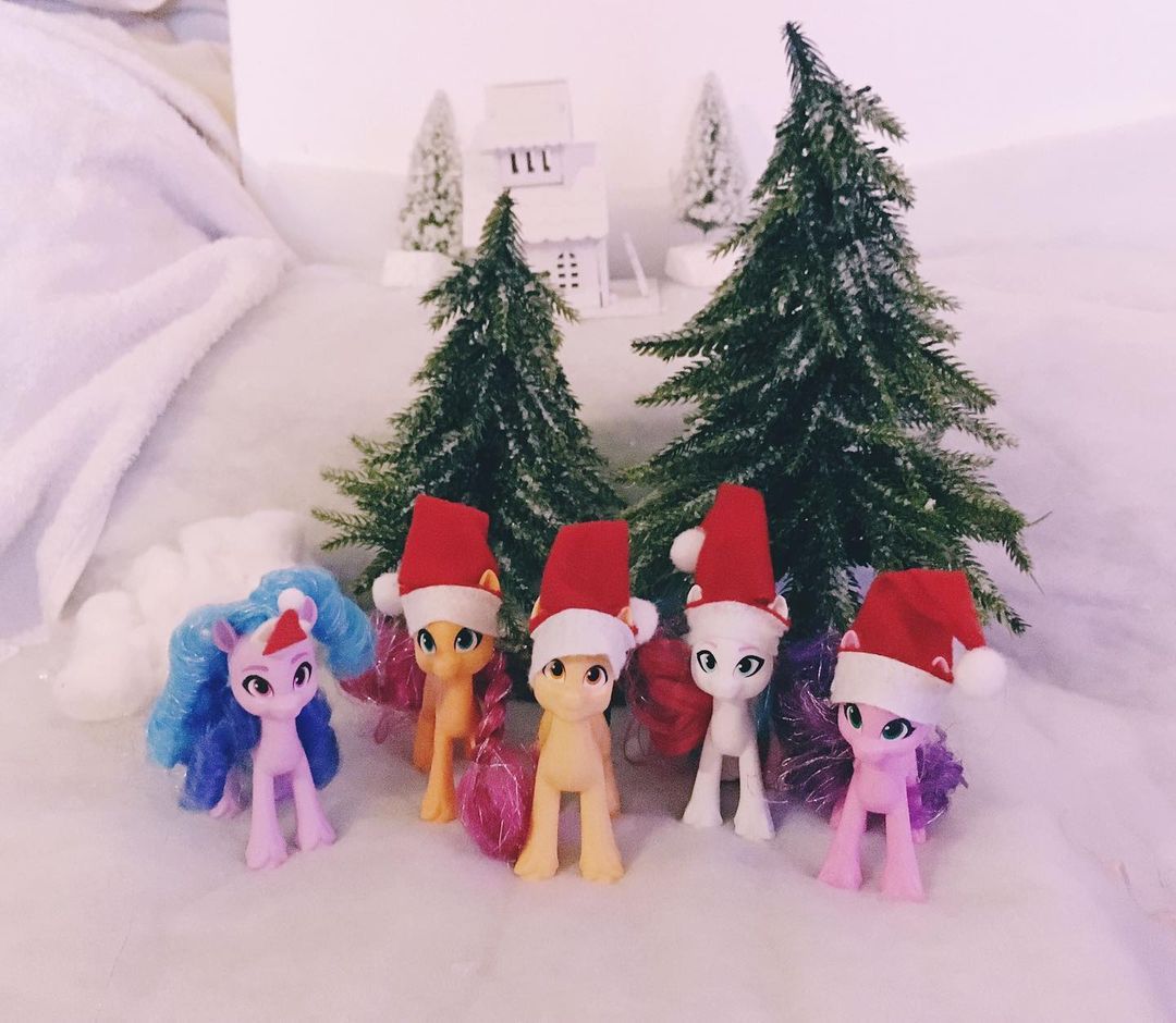 #3506613 - safe, artist:heart k art, hitch trailblazer, izzy moonbow ...